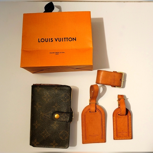 Louis Vuitton | Bags | Coa Bundle Of Louis Vuitton Wallet And ...
